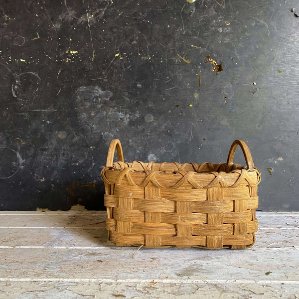 Small Antique Split Oak Basket - Handmade Square Size with Handles – In ...