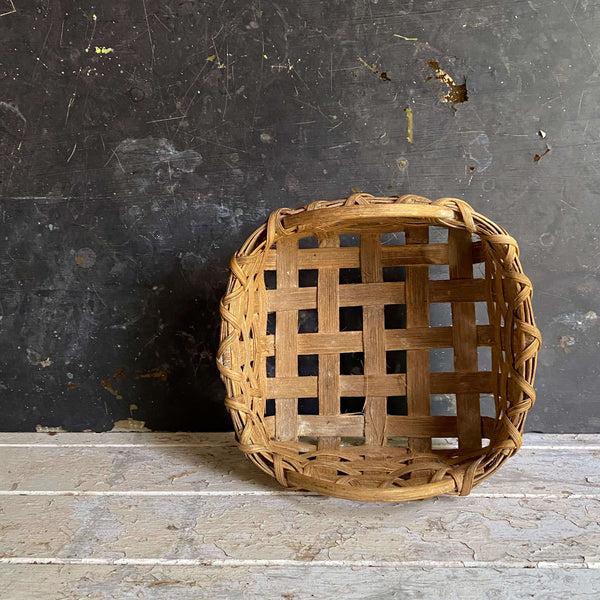 Small Antique Split Oak Basket - Handmade Square Size with Handles – In ...