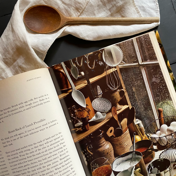 The Four Seasons Cookbook by Charlotte Adams circa 1971 Restaurant Coo ...