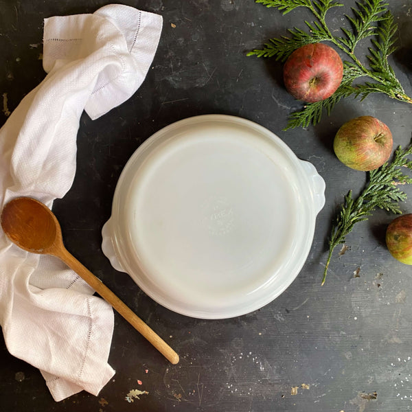 Vintage 1950s White Pyrex Flavor Saver Pie Dish with Fluted Edge and H ...