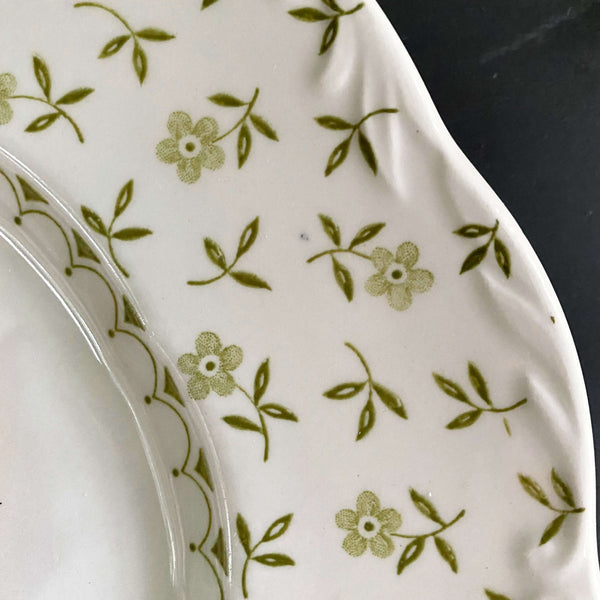 Vintage 1970s Green Forget-Me-Not Dinner Plate by J & G Meakin Made in ...