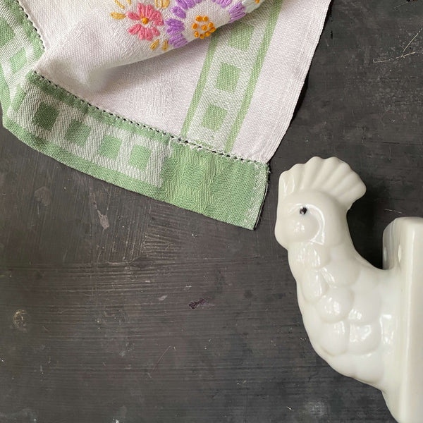 Vintage Ceramic Bird Wall Hook - White Farmhouse Kitchen Decor – In The ...